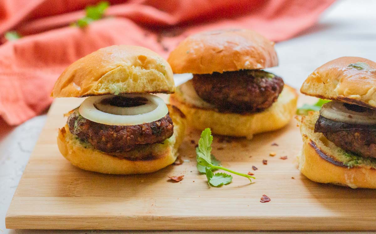 Chapli Kabab Sliders | Pakistani Chapli Kabab Mini Burgers