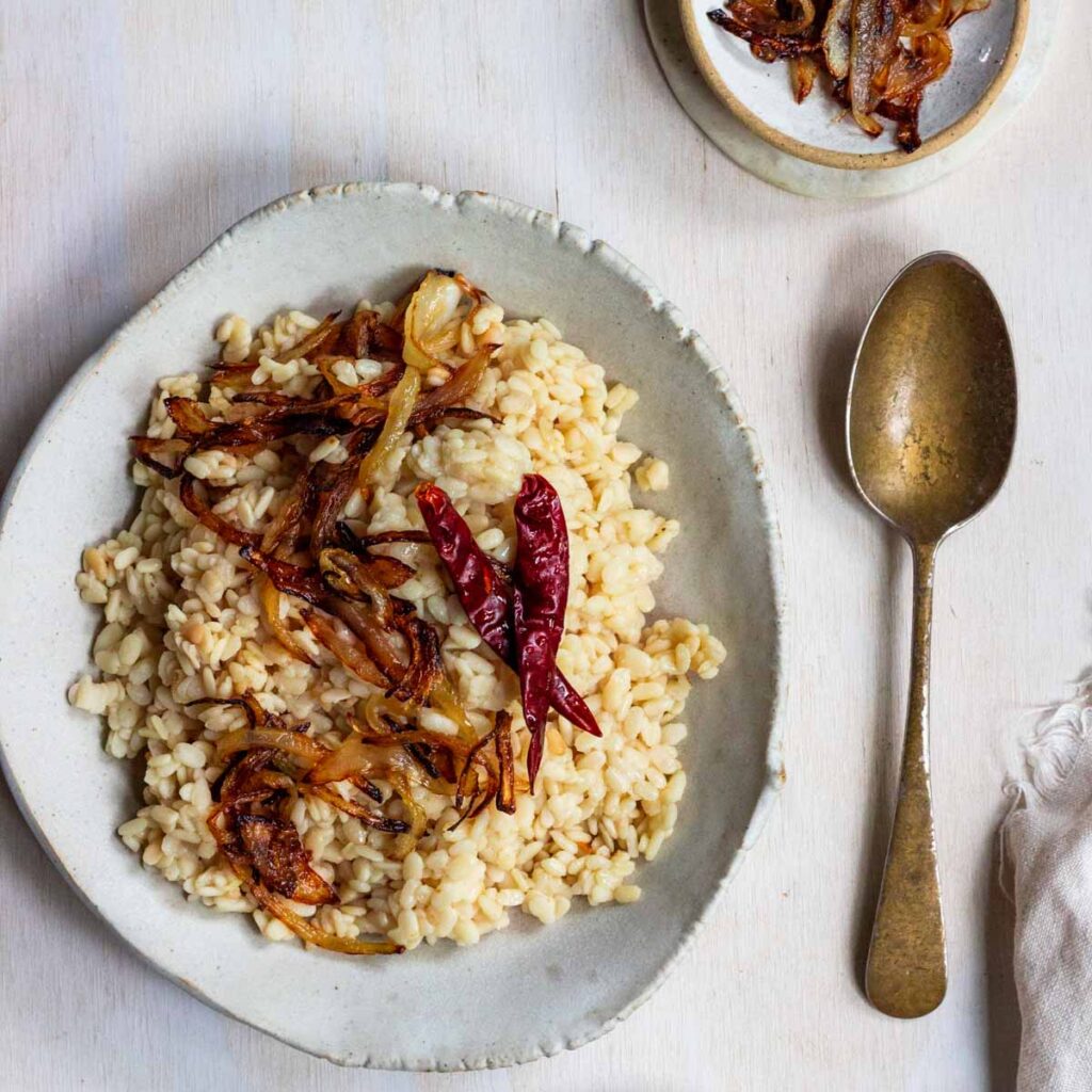 Mash ki daal kay dahi baray | Lentil fritters in yoghurt | Dahi bhallay